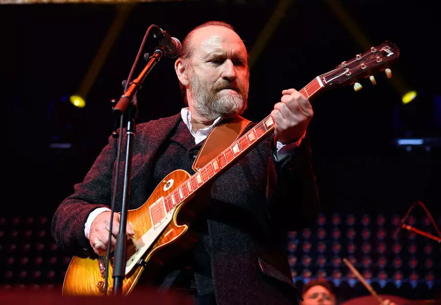 Colin Hay Glan Worth