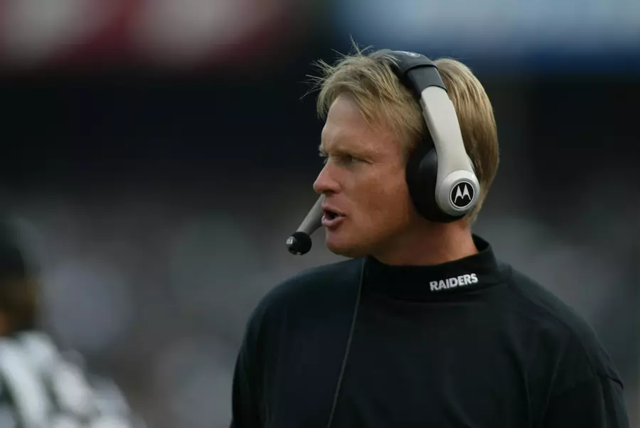 Saini e le au Raiders Jon Gruden i le tau sili ona umi i le tala faasolopito o le NFL 10064_1