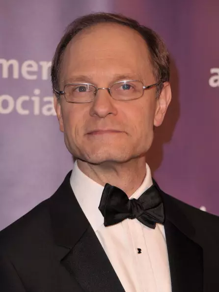 Kekayaan Bersih David Hyde Pierce