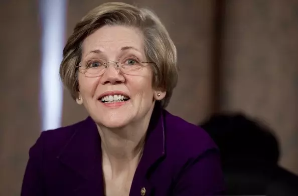 Elizabeth Warren Agaciro