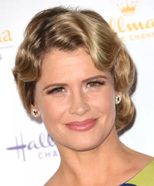 Kristy Swanson ມູນຄ່າສຸດທິ