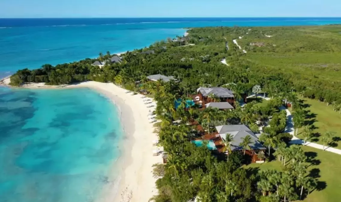 Bruce Willis' tidligere Turks- og Caicos-kompleks er tilbage til salg for 37,5 millioner dollars