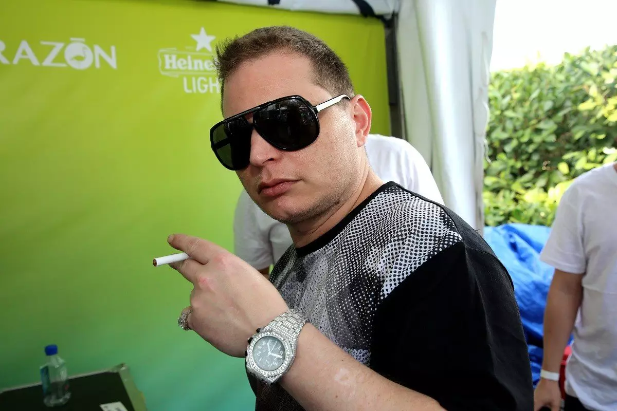 Kedu ka Scott Storch si gbasaa ego nde $ 100