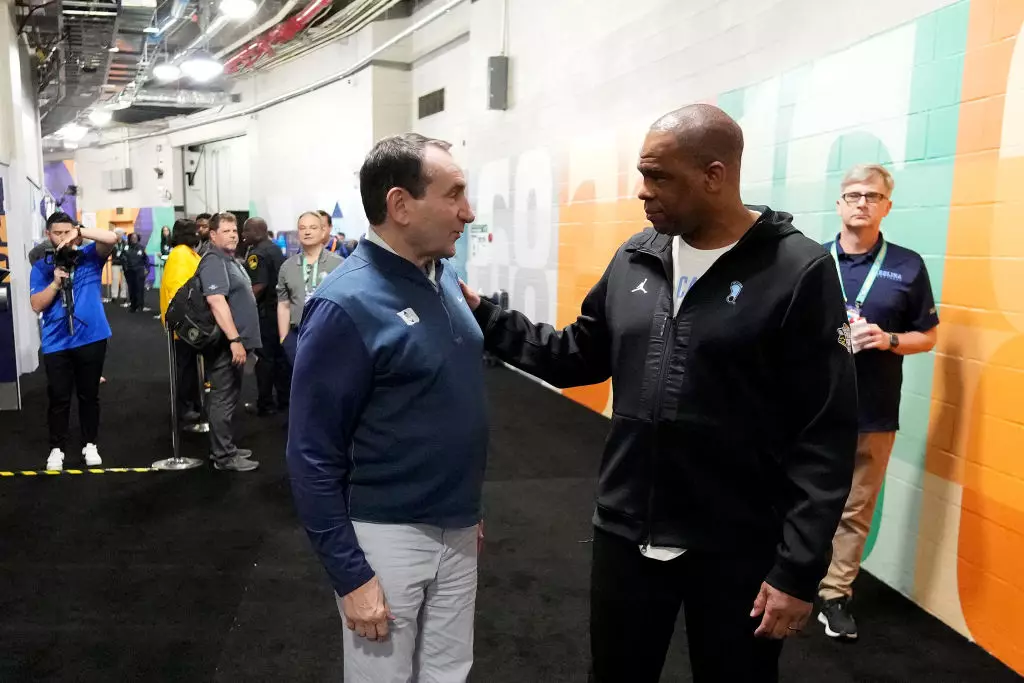 Hubert Davis V. مەشقاۋۇل K - مائاش يۈزىدە كىم غەلىبە قىلىدۇ؟