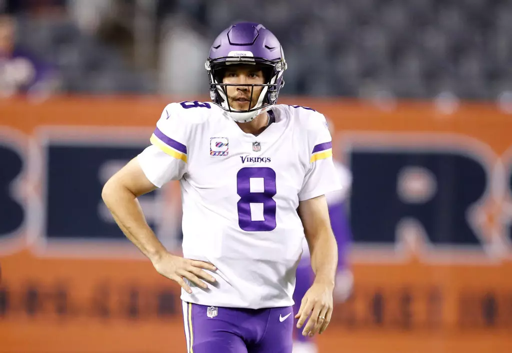 Sam Bradford ဟာ သူ NFL မှာ ထိပ်တိုက်တွေ့မှုတိုင်းအတွက် ဒေါ်လာတစ်သန်းကျော် ရခဲ့ပါတယ်