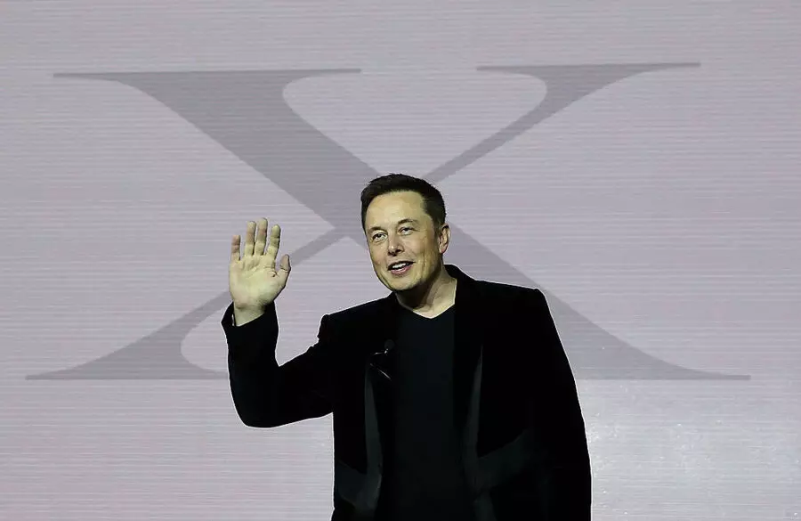 Elon Musk utratil 72 milionů dolarů za svá sídla v Los Angeles 13865_1