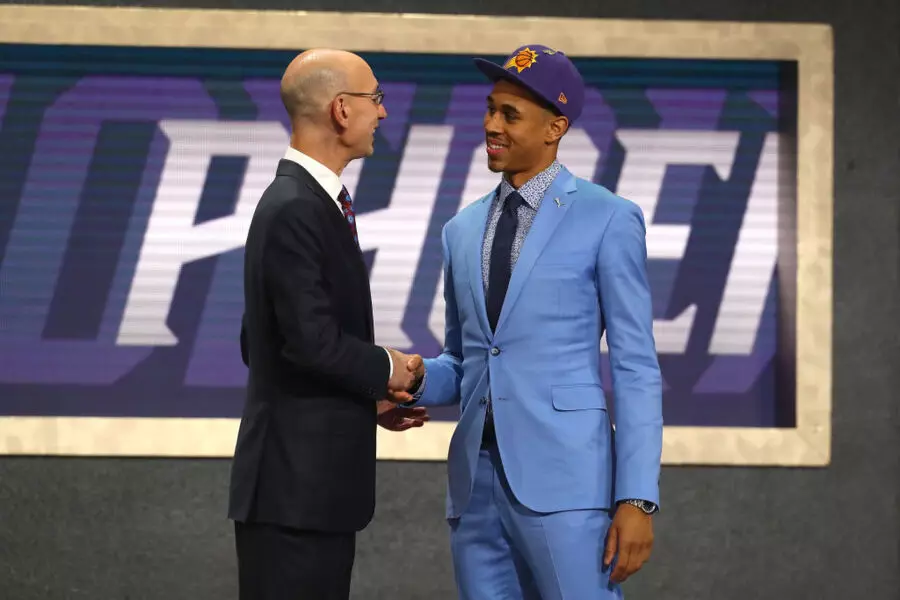 Os 76ers fixeron un dos mellores intercambios do draft da NBA... Só tiñan que romper o corazón dun heroe da cidade natal 14659_1