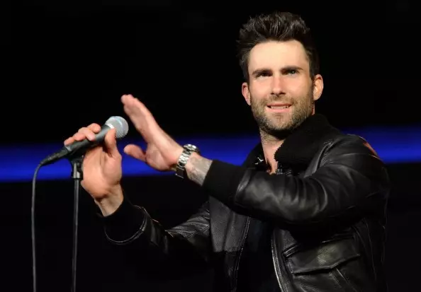 Adam Levine glan Worth