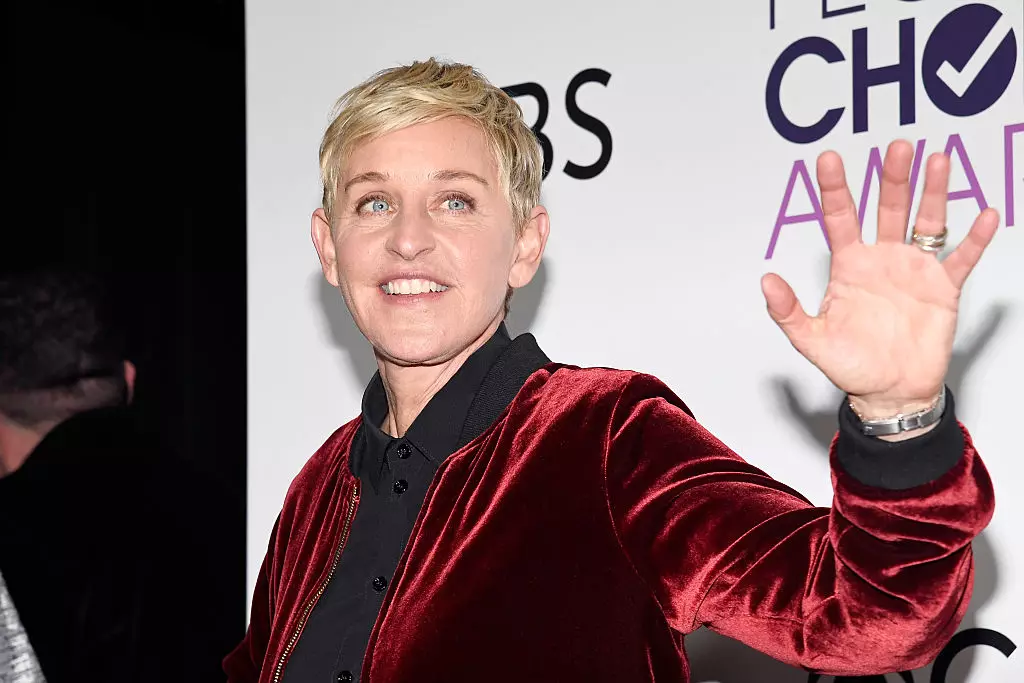 Ellen DeGeneres waxay Guriga Adam Levine ku iibsatay $45 Milyan