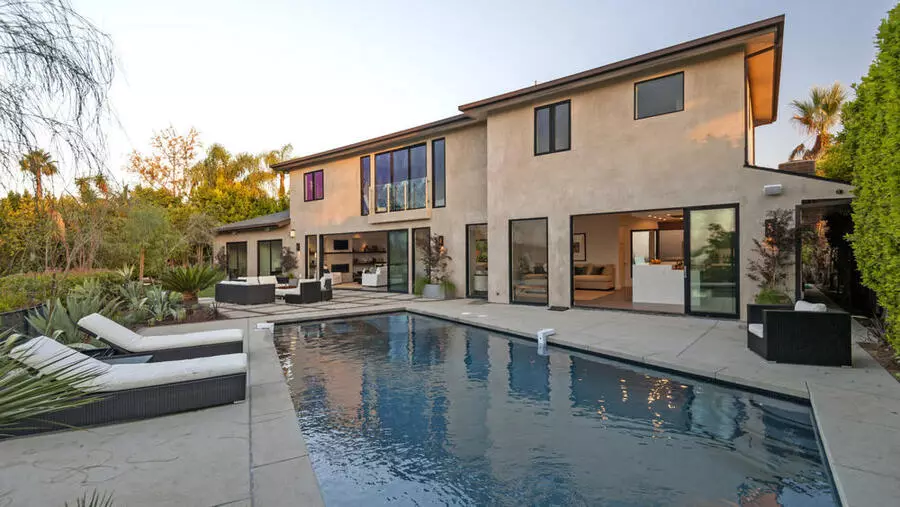 Ua faatauina e Russell Westbrook le $4.65 Miliona LA Mansion ile fale mai le Reality Star Scott Disick 15055_1