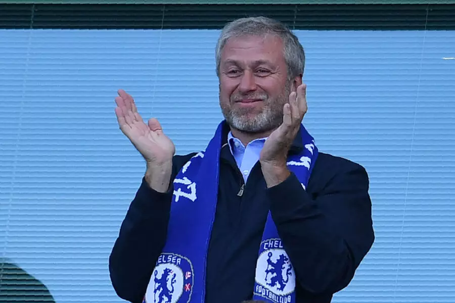 Rusa oligarko Roman Abramovich Ĵus Donacis Kontrolon De Sia Amata Futbalklubo Chelsea Al Bonfarado 1514_1