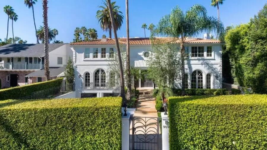 Marocký princ dostane 12,5 milionu dolarů za domov v Beverly Hills 15889_1