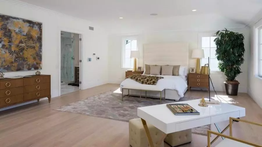 Un prince marocain reçoit 12,5 millions de dollars pour sa maison à Beverly Hills 15889_3
