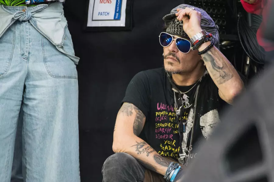 ผู้พิพากษาตัดสินว่าพฤติกรรมการใช้จ่ายที่ไร้สาระของ Johnny Depp ไม่เกี่ยวข้องกับคดีความของผู้จัดการธุรกิจ 1735_1