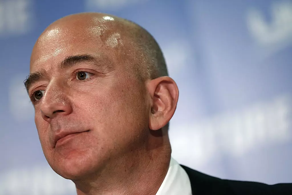 Jeff Bezos sælger næsten en milliard dollars i Amazon-aktier for at finansiere rumudforskning