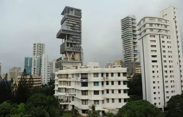 12 osupljivih dejstev o dvorcu Mukesh Ambani, vreden milijardo dolarjev 18028_2