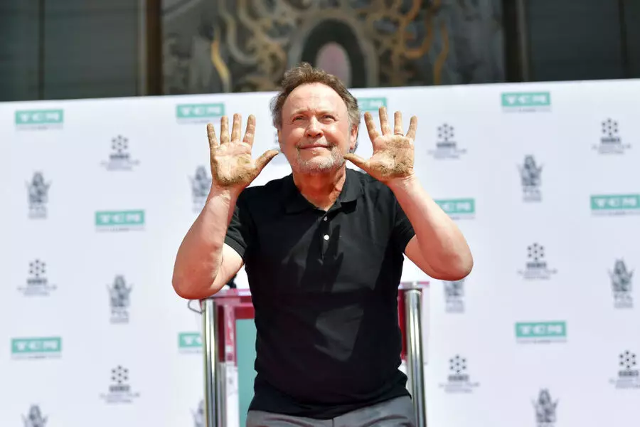 Billy Crystal Net Worth 19420_2