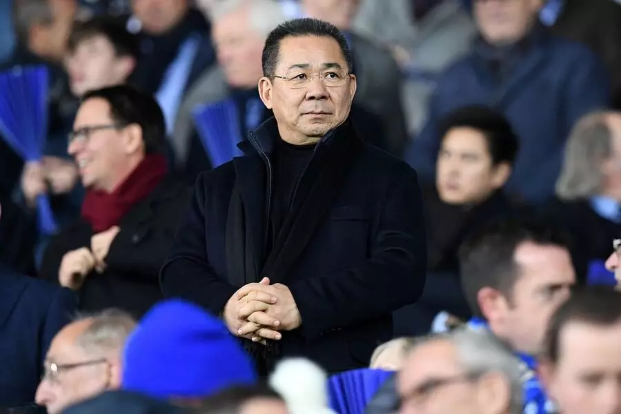 Bilionea waku Thailand komanso Mwini wake wa Leicester City Vichai Srivaddhanaprabha Angomwalira Pangozi ya Helicopter Kunja Kwa Bwalo Lamaseŵera la Team 19754_1