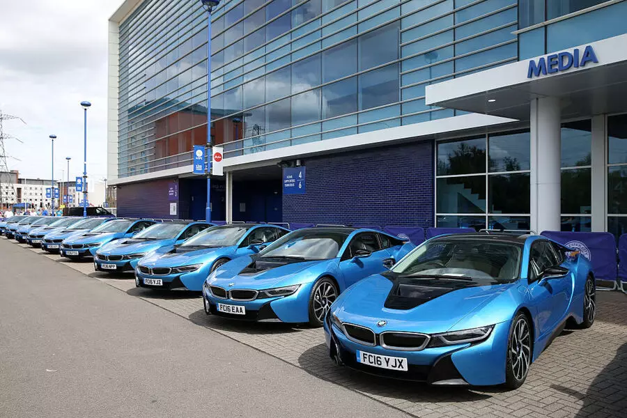 Jutawan Thailand dan Pemilik Leicester City Vichai Srivaddhanaprabha Baru Meninggal Dunia Dalam Nahas Helikopter Di Luar Stadium Pasukan 19754_3