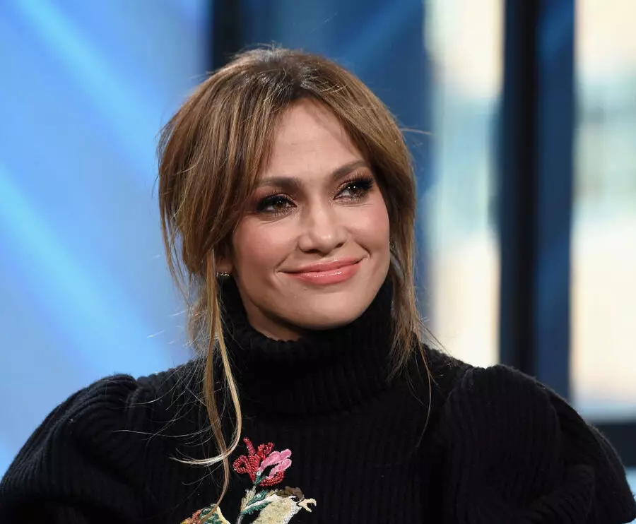 J. Lo د پټ هیلز مینشن لپاره په 10 ملیون ډالرو کې پیرودونکی ومومي 20833_1