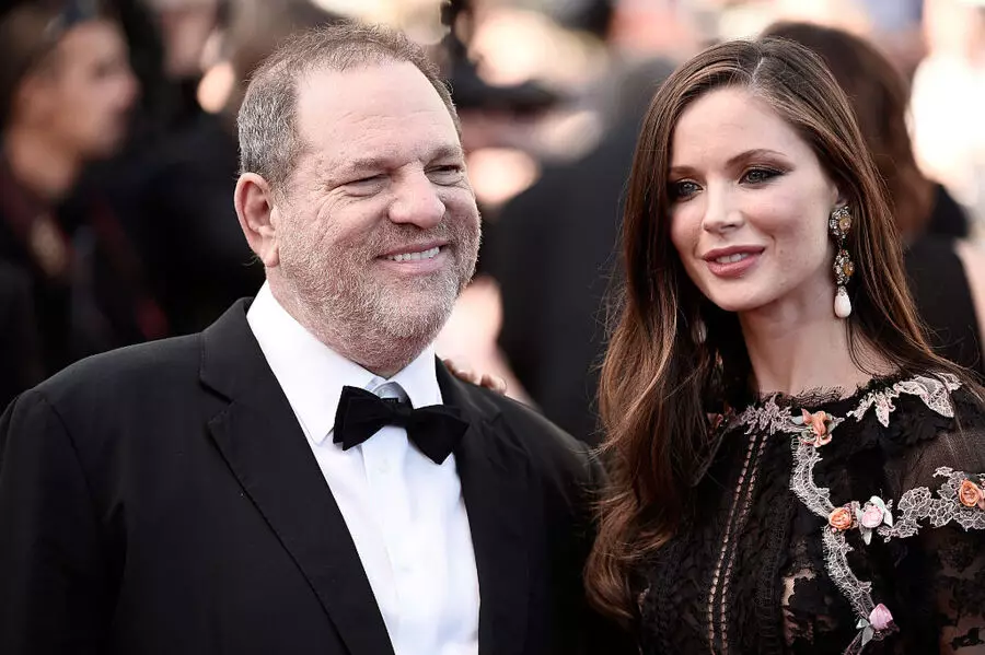 Harvey Weinstein's frou Georgina Chapman stiet no hast $ 12 miljoen te fertsjinjen as se oanfreegje foar skieding 24327_1