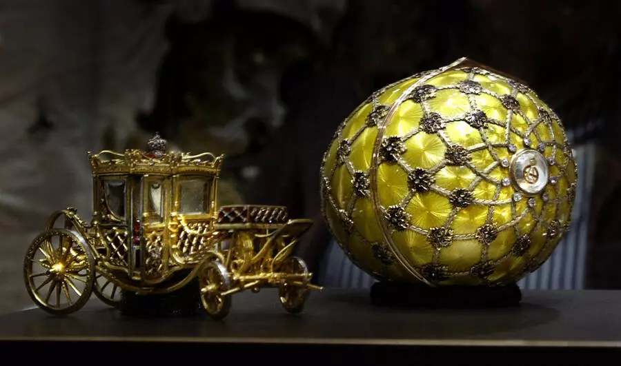 Koleksiyona Nû ya Hêkên Faberge, yekem car ji sala 1917-an vir ve derket 31260_1