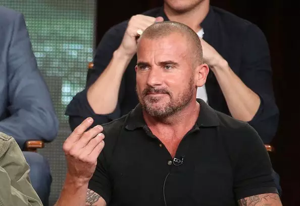 Kekayaan Bersih Dominic Purcell