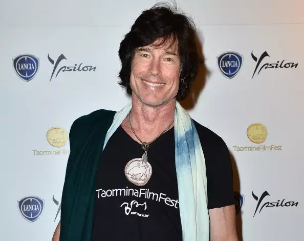 Ronn Moss มูลค่าสุทธิ