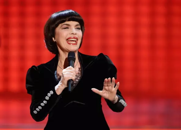 Mireille Mathieu Net Tsim Nyog