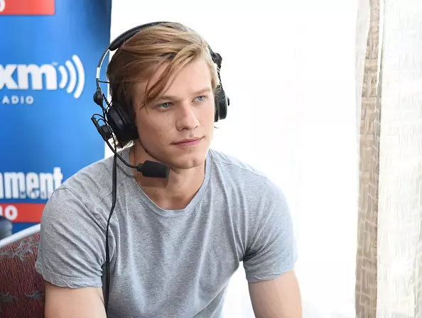 Lucas Till Čistá hodnota