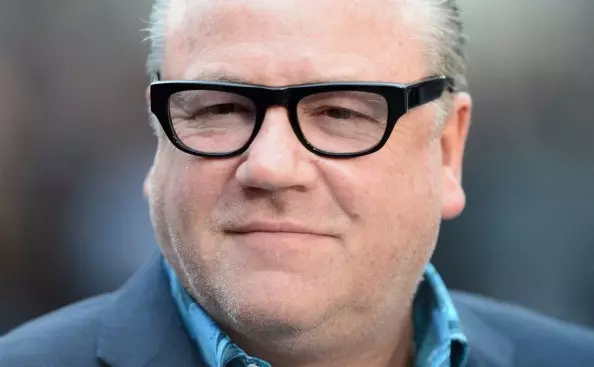 Ray Winstone Net Worth