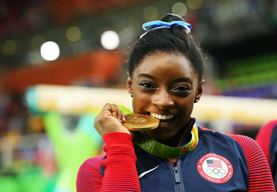 Valor neto de Simone Biles 413_1