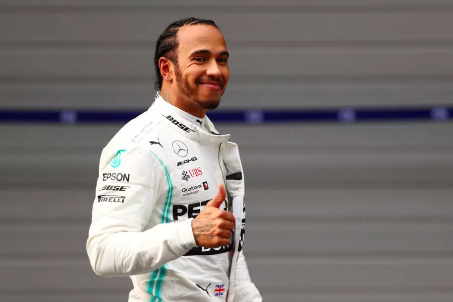 Gwiazda Formuły 1 Lewis Hamilton sprzedaje Tribeca Penthouse za 50 milionów dolarów 4145_1