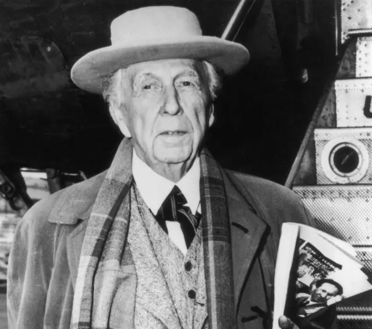 Frank Lloyd Wright nettó értéke