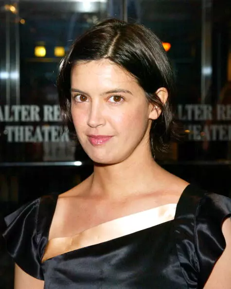 Phoebe Cates ශුද්ධ වටිනාකම