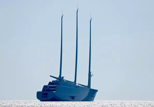 El multimillonario ruso Andrey Melnichenko construye el yate de vela más grande del mundo 8385_3