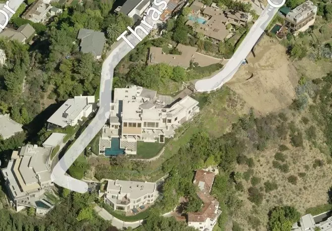 Доктор Дре жакында эле өзүнүн укмуштуудай Hollywood Hills сарайын 32,5 миллион долларга сатты 9065_2