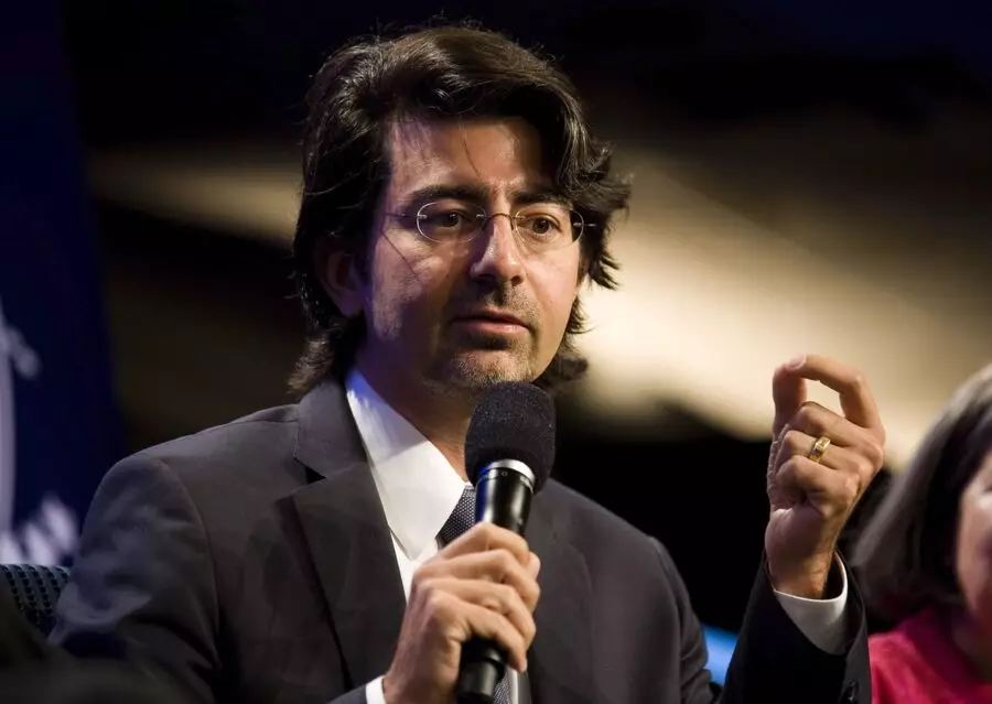 Pangadeg eBay Pierre Omidyar Neruskeun Tradisi Taunan Nya pikeun Méré ton Duit 9803_1